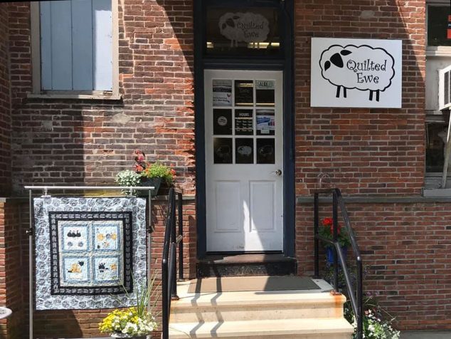 Shopping in New Hartford CT. Retail Shops, Antique Stores, Farms